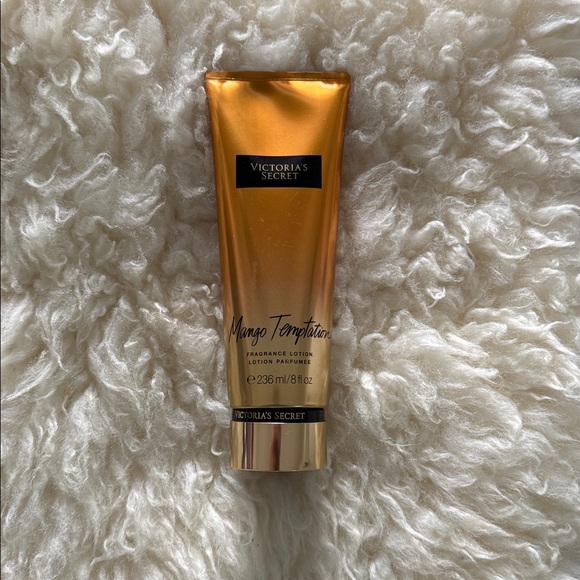 Victoria's Secret | Bath & Body | New Vs Mango Temptation Shea ...